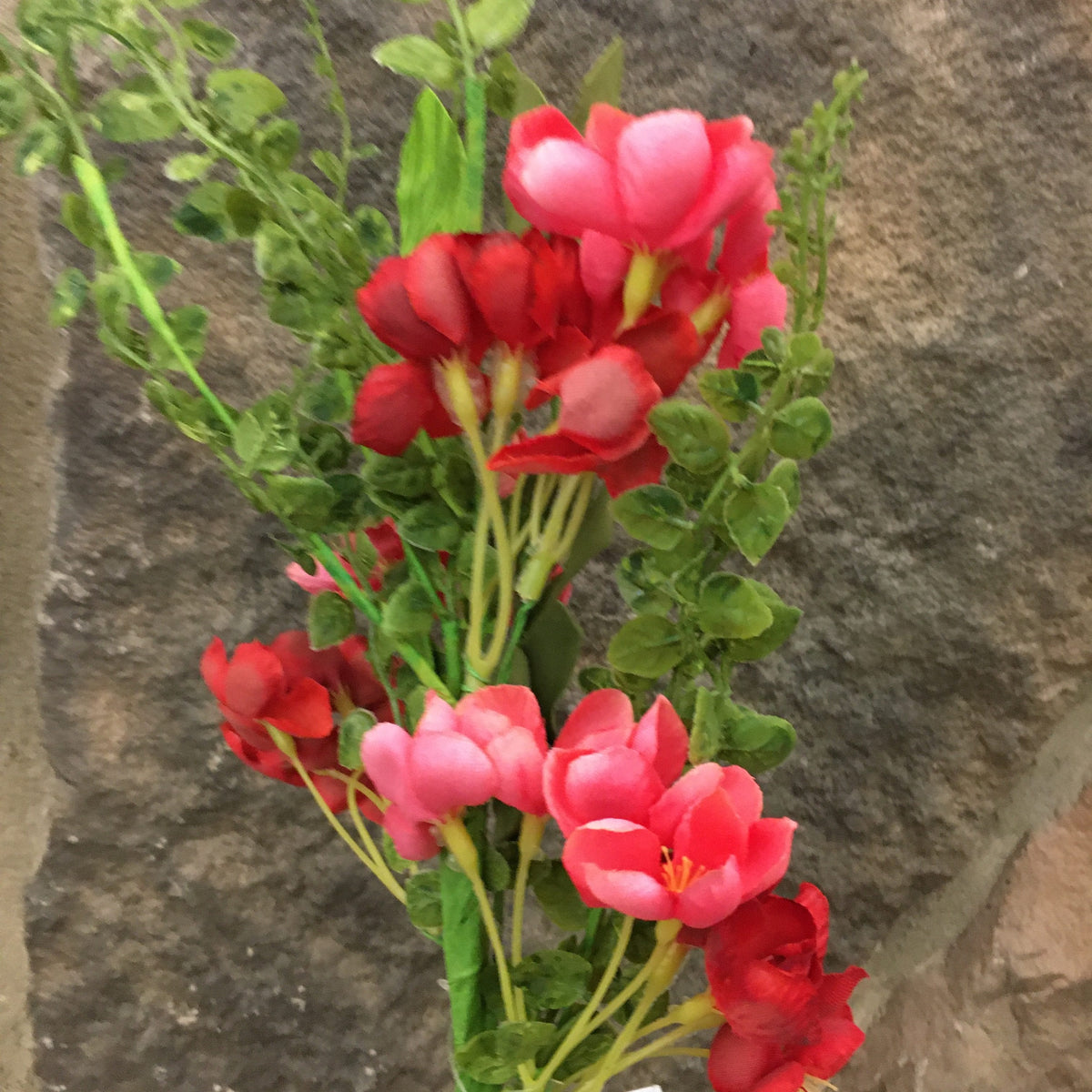 Geranium Bouquet – Quilted Cabin